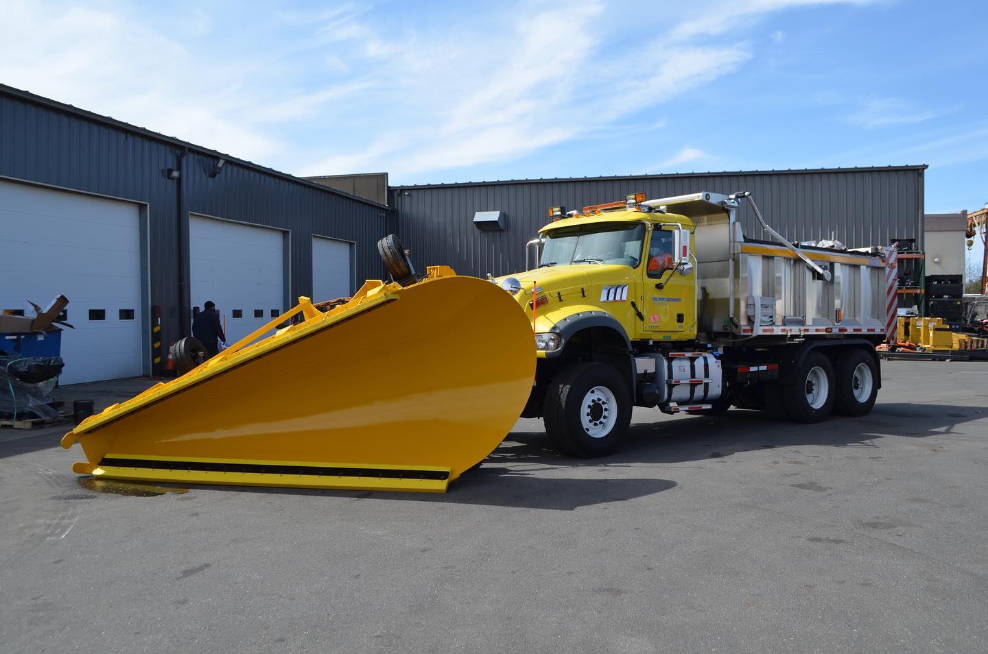 Monster Plow Put Into Action for the NY/NJ Port Authority - Wausau ...